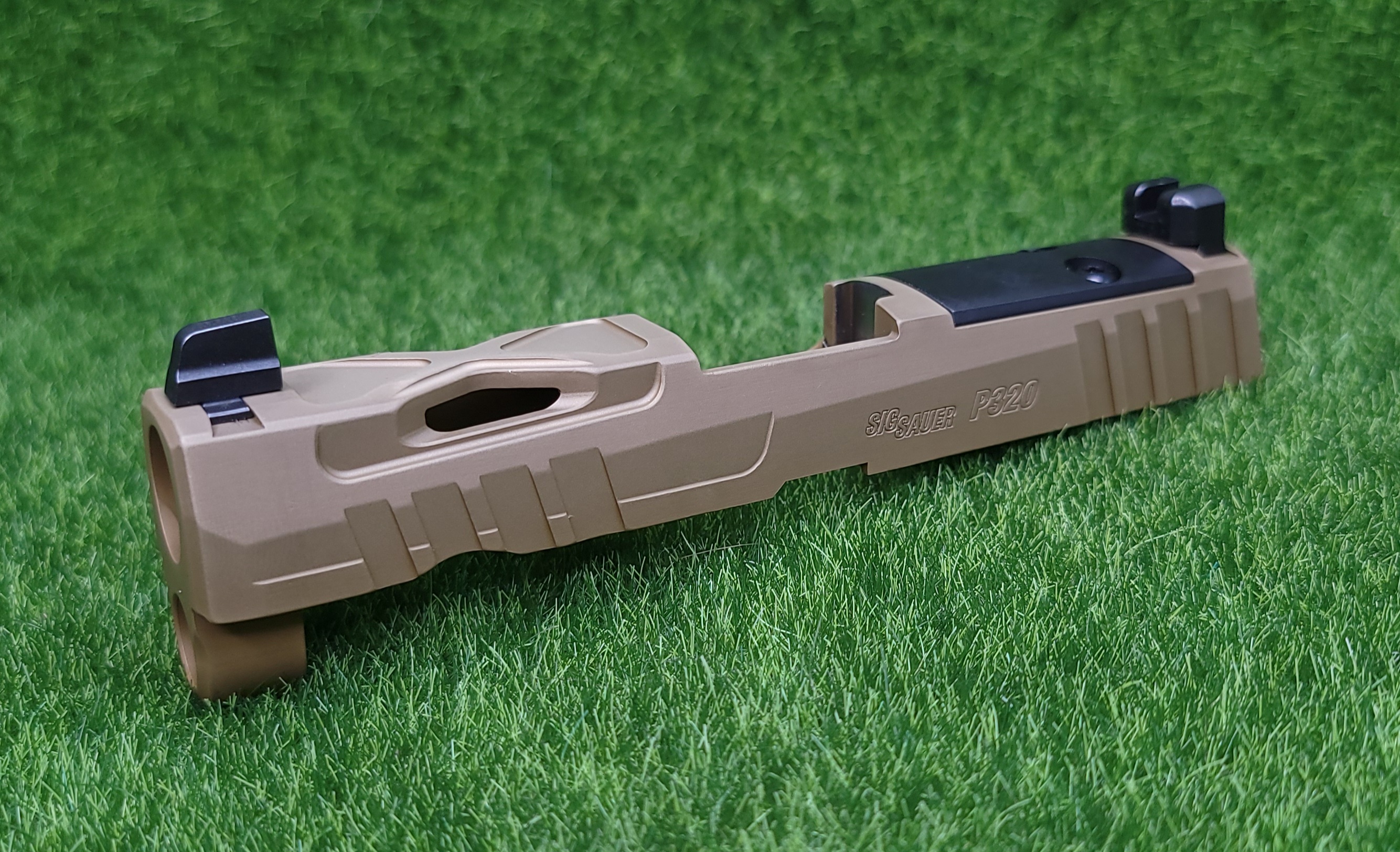 Sig Sauer P320 Spectre 3.9" 9mm Optic Ready Slide XRAY3 Night Sight ...