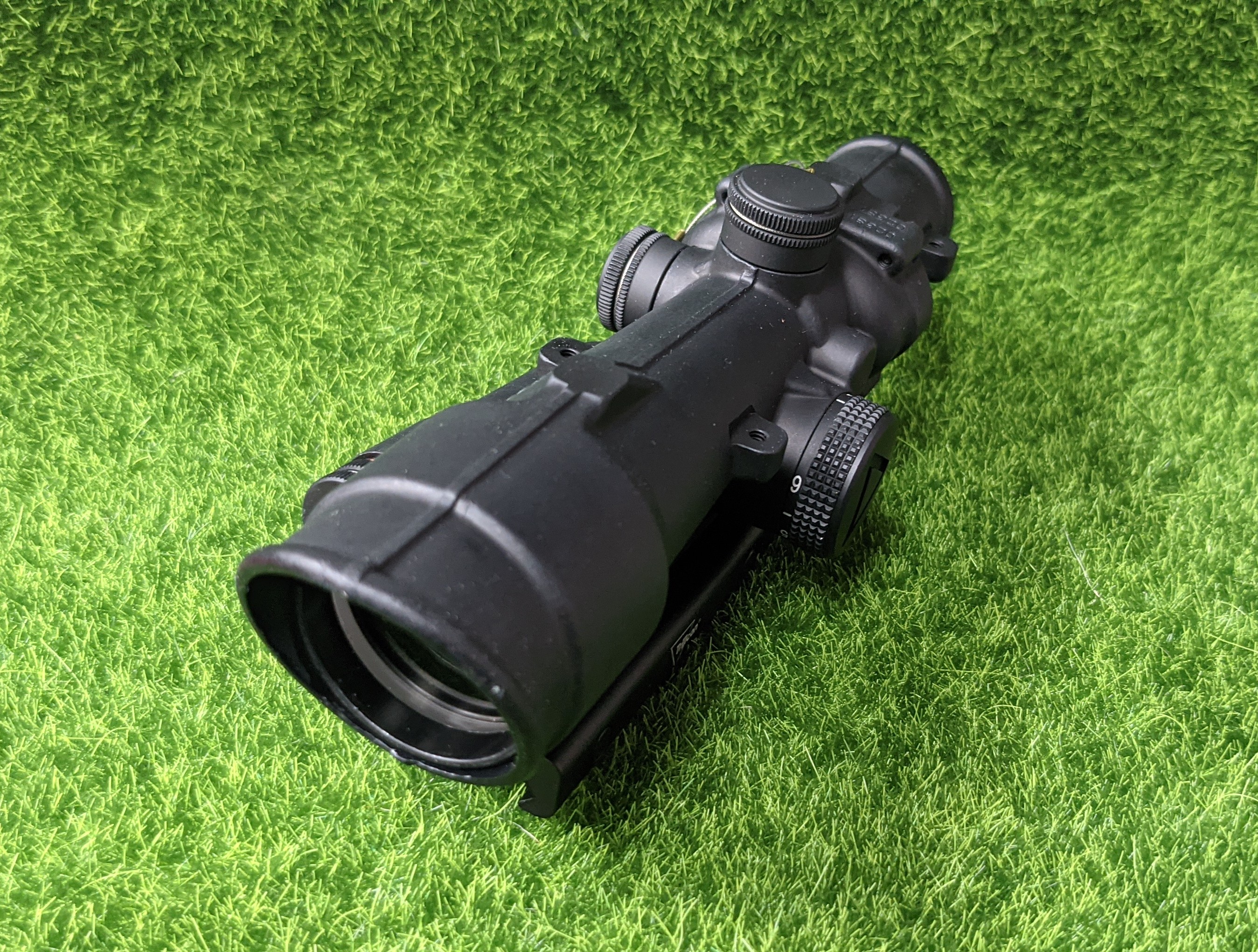 Trijicon 3.5x35 ACOG Scope LED Green Chevron .308 Ret. Mount TA110-C ...
