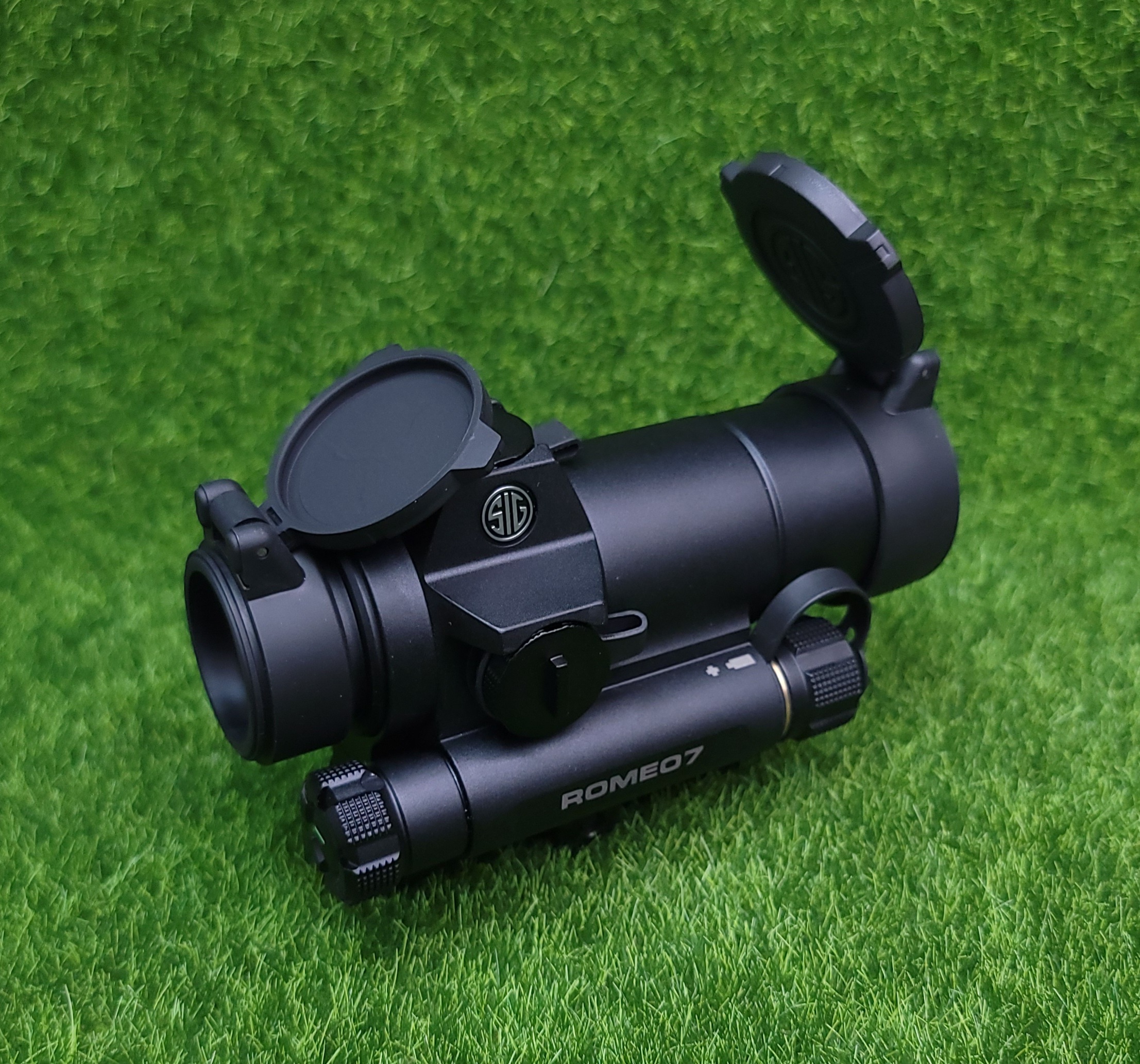 Sig Sauer Romeo 7 Red Dot Sight 1x30mm 2 MOA-Dot Reticle - SOR71001 ...